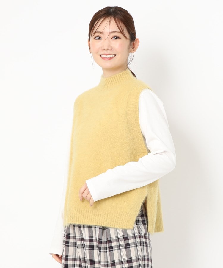 フォックス・カシミヤブレンド】ふわふわハイネックニットベスト フォックス・カシミヤブレンド】ふわふわハイネックニットベスト