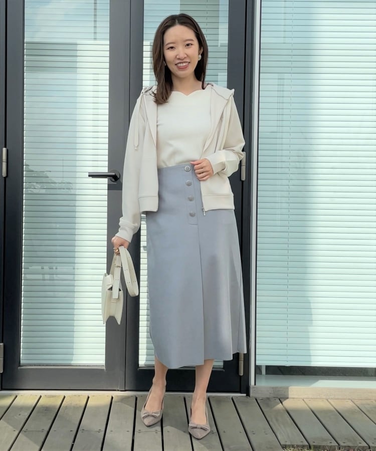 大人可愛い・きれいめ】リボン刺繍ダンボールZIPフーディ 大人可愛い・きれいめ】リボン刺繍ダンボールZIPフーディ