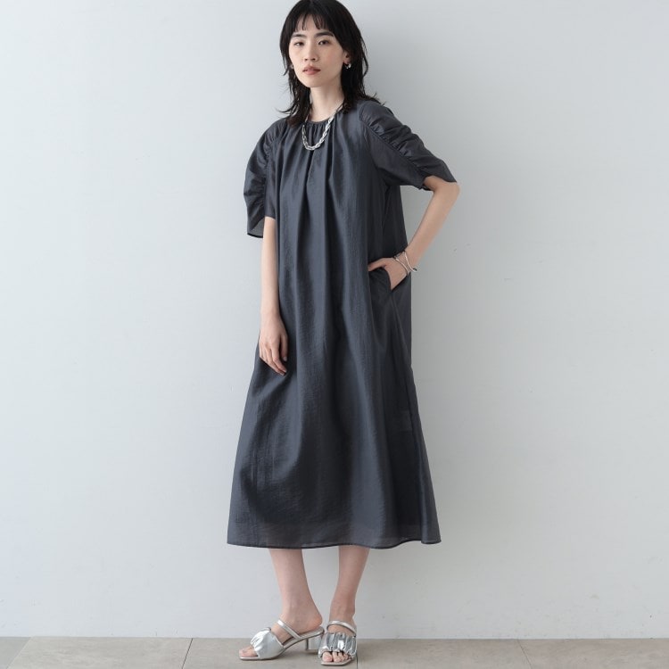 シャインギャザーワンピース(マキシ・ロングワンピース シャインギャザーワンピース(マキシ・ロングワンピース