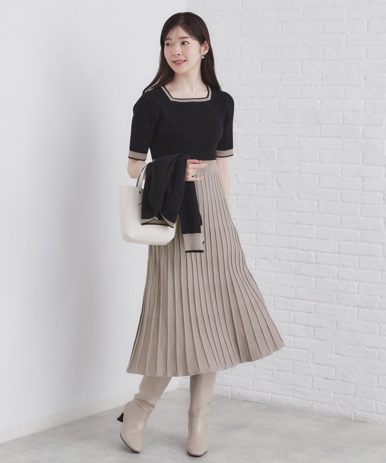 ツインセット》カーディガン×バイカラーニットワンピース【洗濯 ツインセット》カーディガン×バイカラーニットワンピース【洗濯