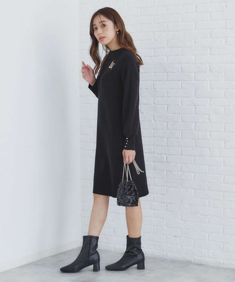 5color》ブローチ付き 畦編みニットワンピース【洗濯機洗い可 5color》ブローチ付き 畦編みニットワンピース【洗濯機洗い可