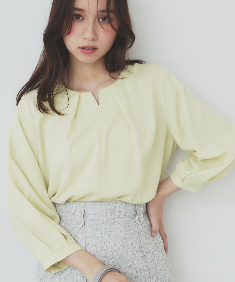 2WAYキーネックタックブラウス【洗濯機洗い可/防シワ】(シャツ 2WAYキーネックタックブラウス【洗濯機洗い可/防シワ】(シャツ