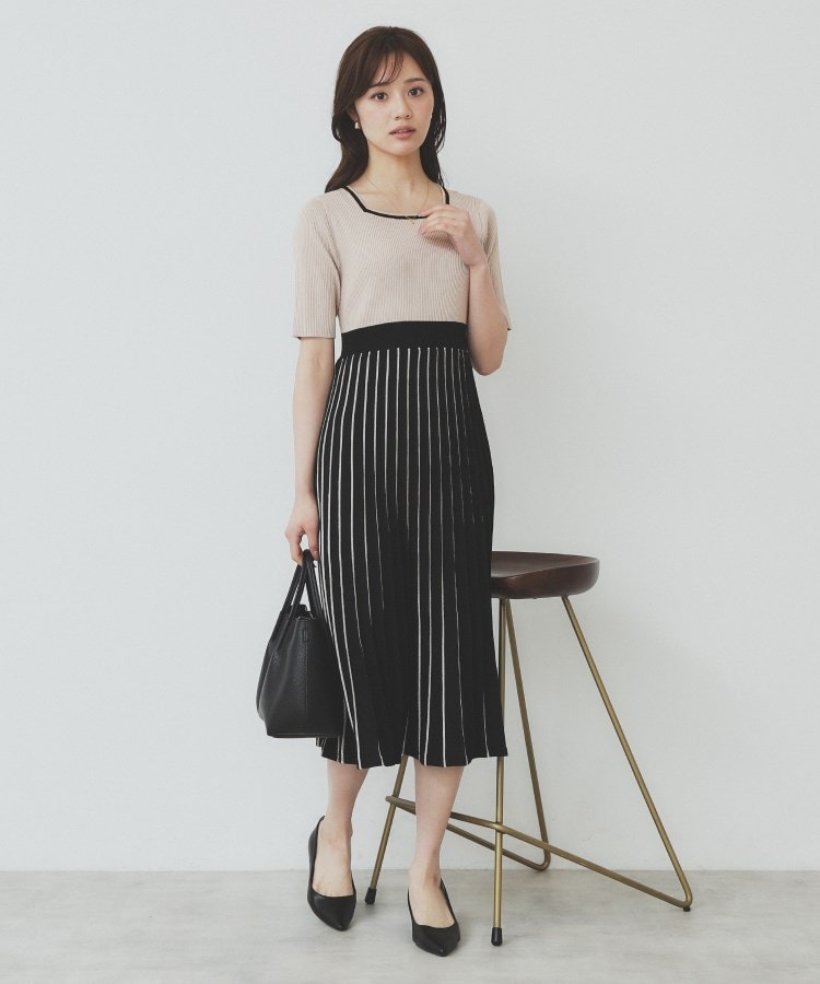 ツインセット》カーディガン×バイカラーニットワンピース【洗濯 ツインセット》カーディガン×バイカラーニットワンピース【洗濯